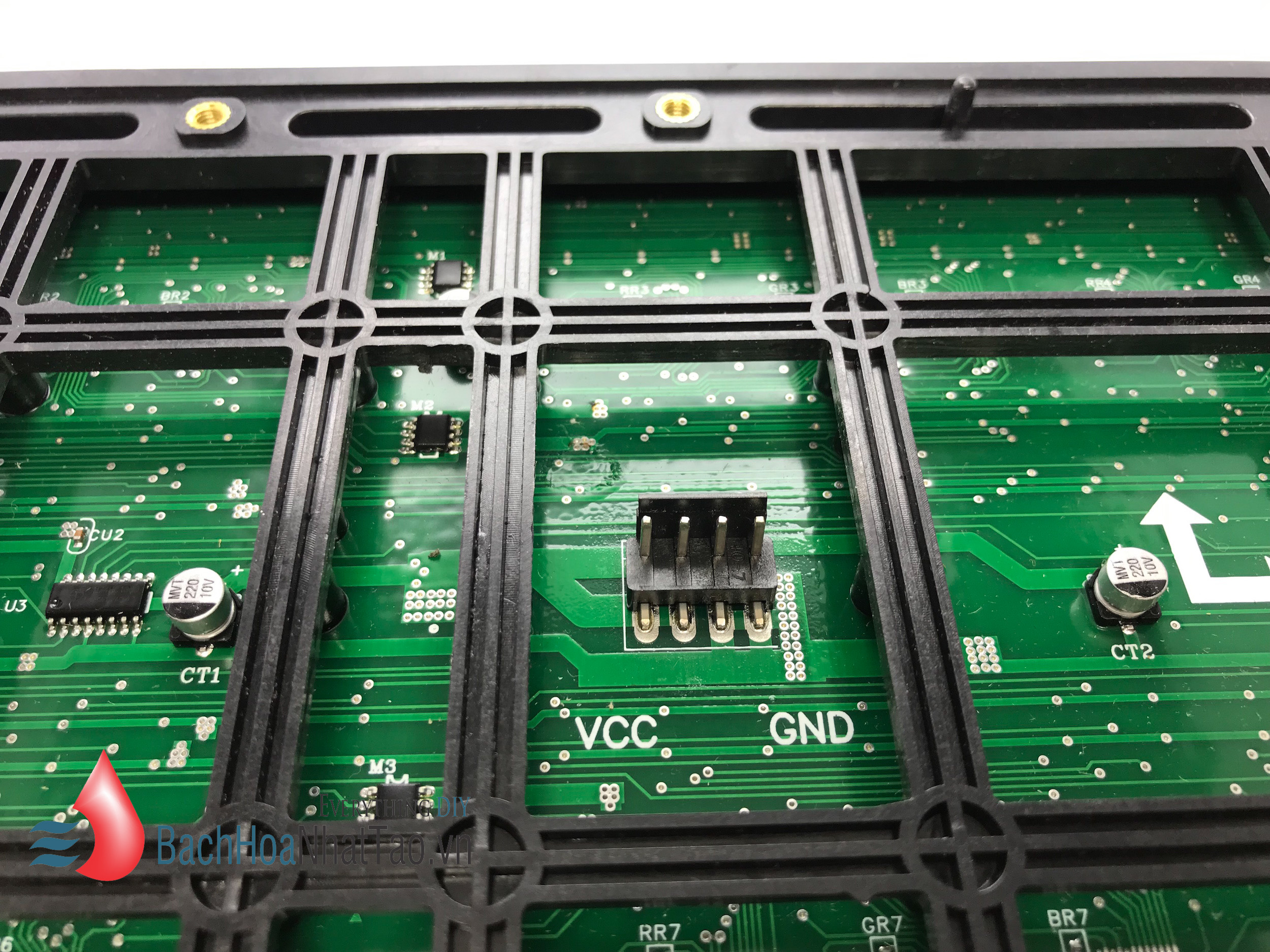 Led P10 đủ màu ngoài trời